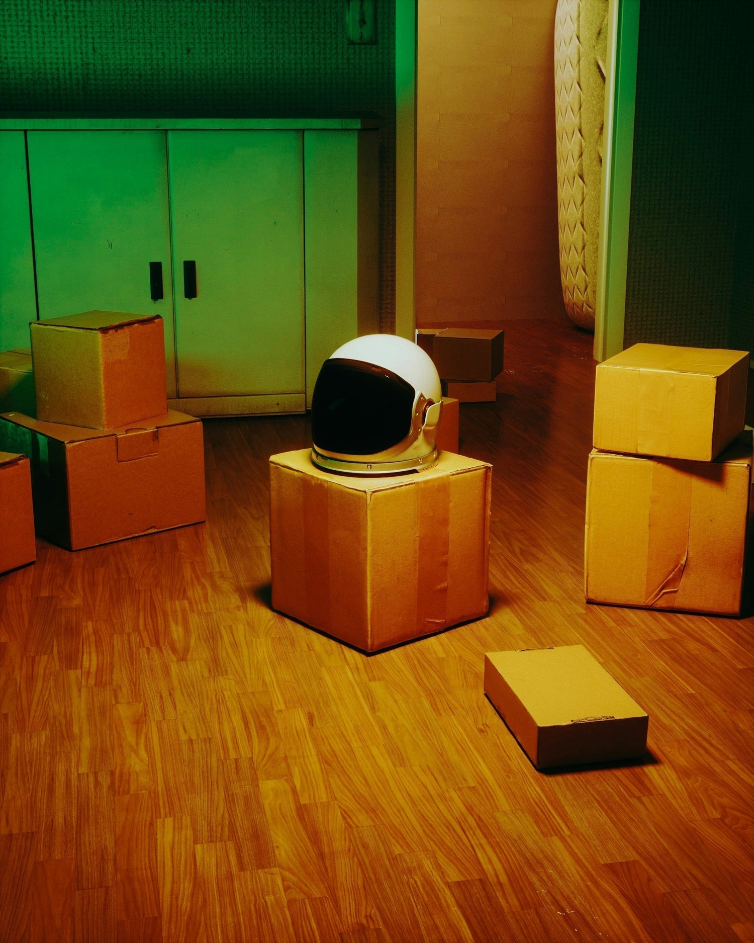 10 Unique Lamps to Transform Your Bedroom into a Sci-Fi Haven – The ...